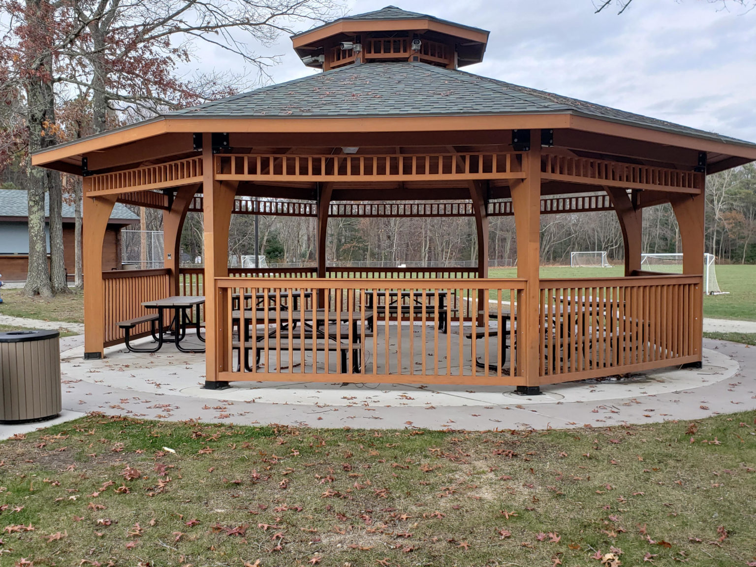 Hexagon and Octagon Arch - Cedar Forest Products